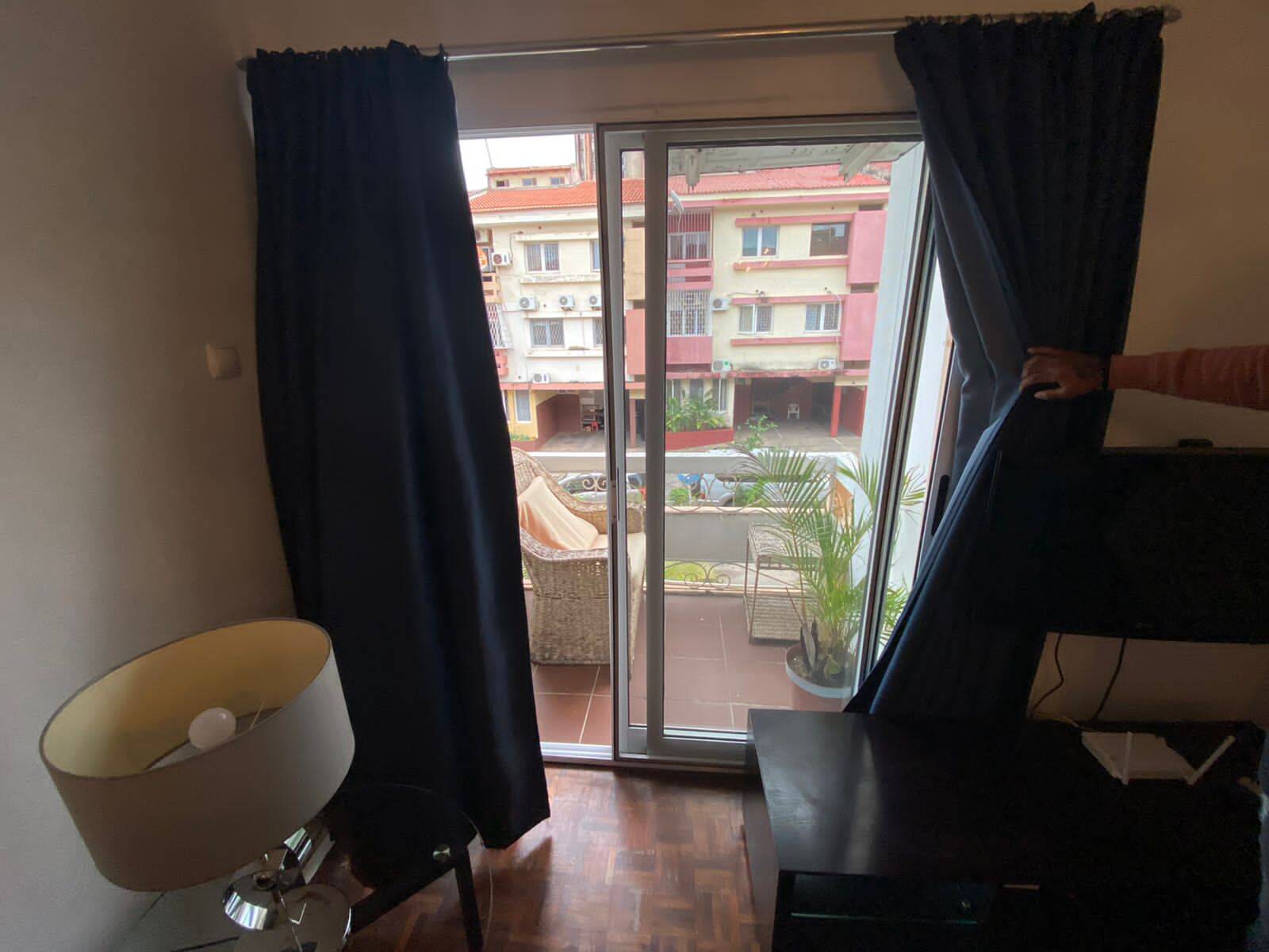 APARTAMENTO T3 NA PRACETA AO LADO DAS TORRES VERMELHAS - 196