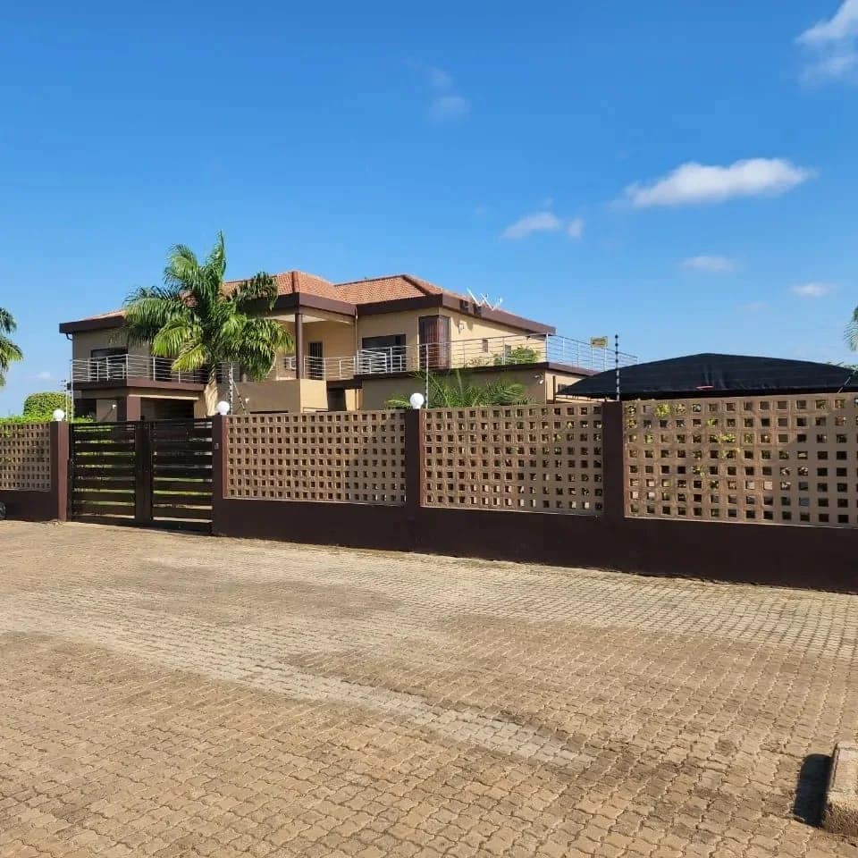 BAIXOU BAIXOU A MORADIA DUPLEX T6 LUXUOSA NO BELO HORIZONTE! - 423