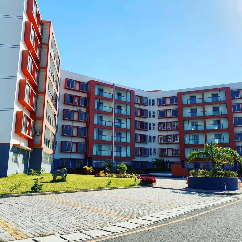 VENDE EXCELENTE APARTAMENTO T3 COM UMA SÚITE NO 4°ANDAR (NO - 560