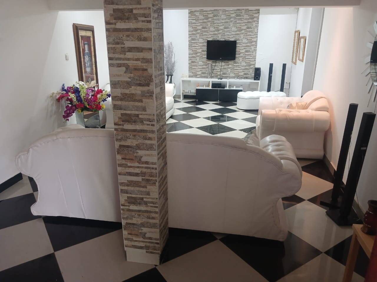 VENDE-SE OU ARRENDA-SE MORADIA NA MACHAVA - 770