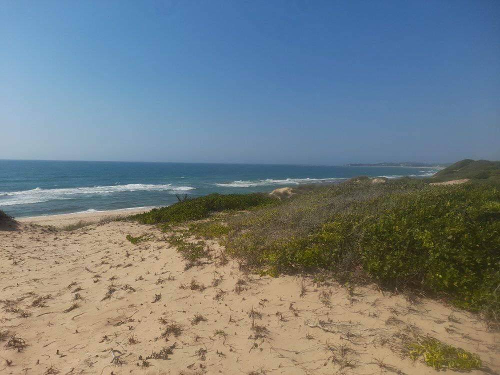 TRESPASSA-SE TERRENO NA PRAIA DE INHAMBANE TOFO MOZAMBIQUE - 802