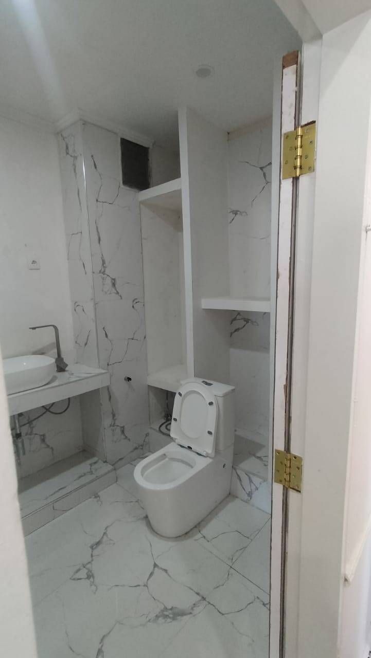 ARRENDA-SE APARTAMENTO TIPO 3 NA POLANA TORRES VERMELHAS - 1036