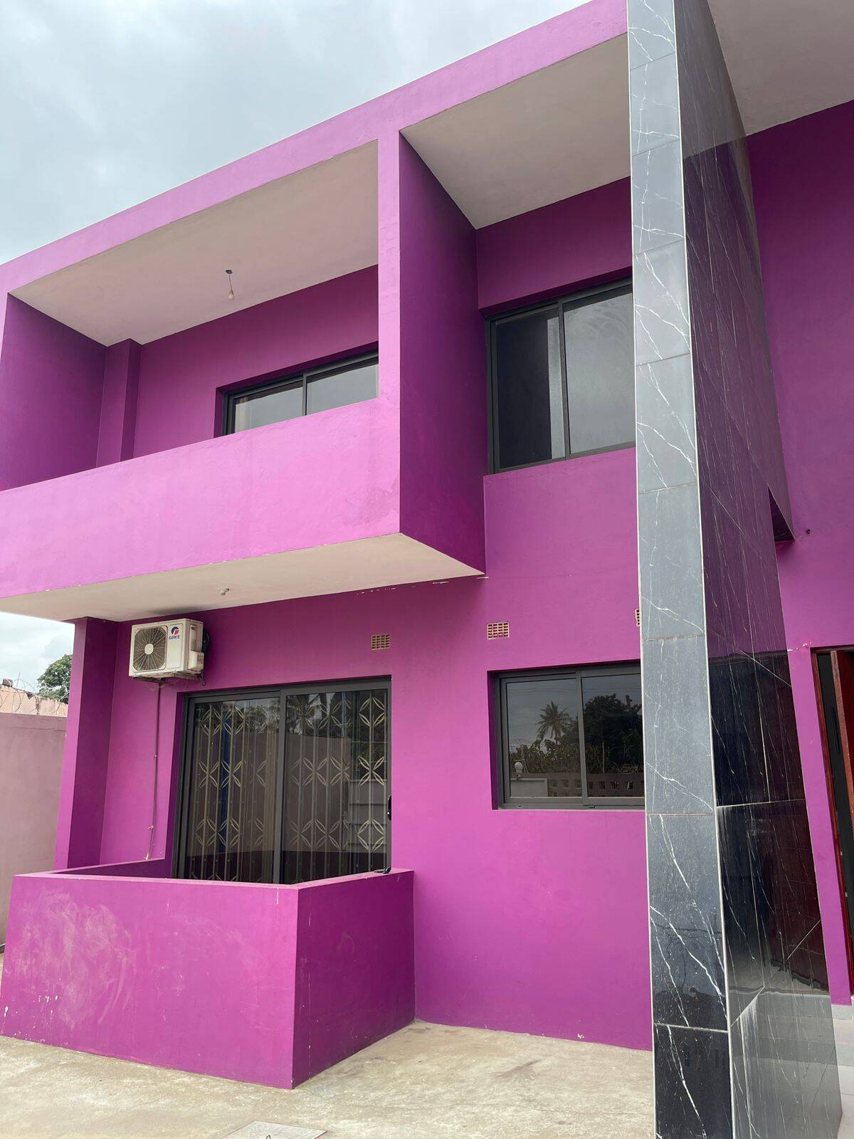 ARRENDA-SE T3 NO BAIRRO DE LAULANE PROXIMO A DONA ALICE - 1079