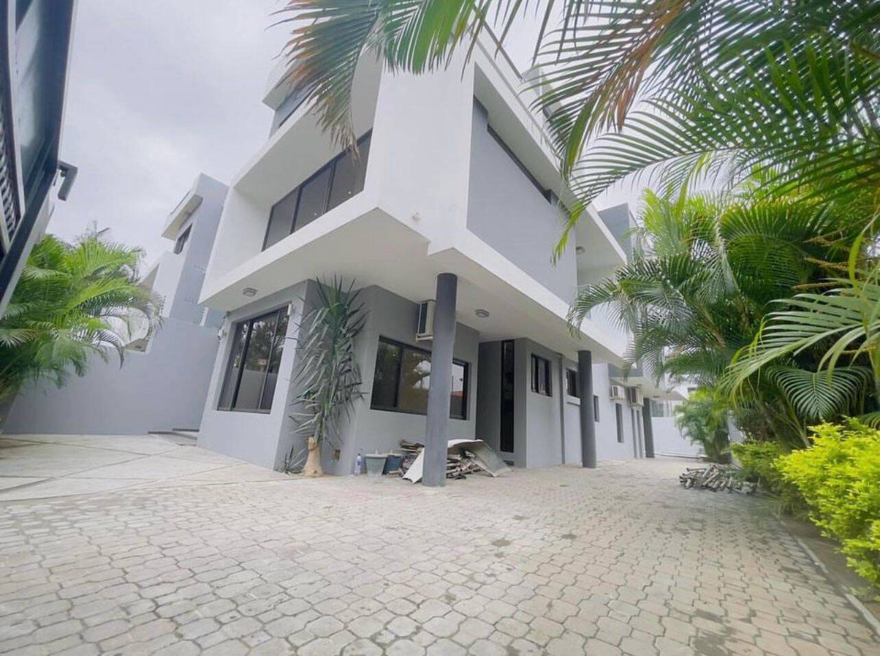 PROMOÇÃO DE UMA NORADIA T5 NO TRIUNFO NOVO - 1395