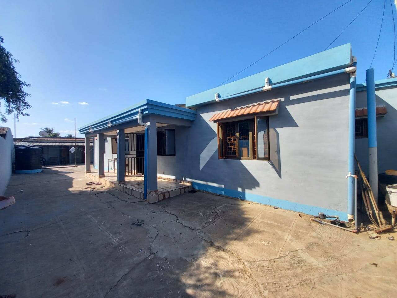 Vende-se Luxuosa Casa T3 + Anexo T1 – Laulane S.O.S - 2429