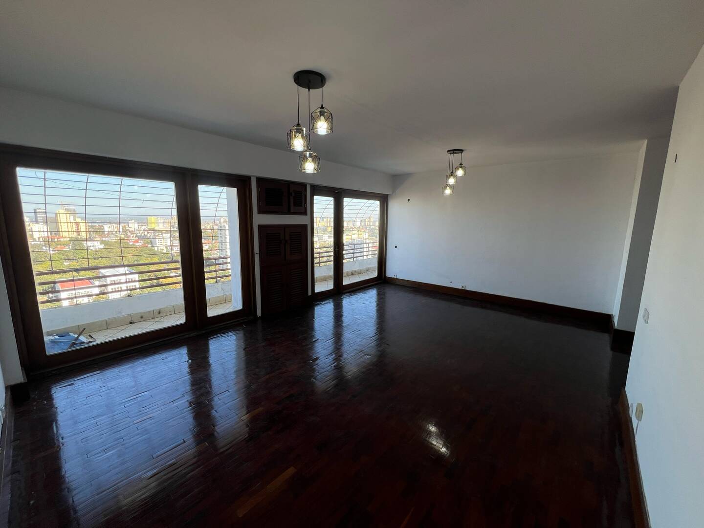 IMPERDIVEL Flat-T3 NO BAIRRO DA SOMMERSCHIELD - 2701